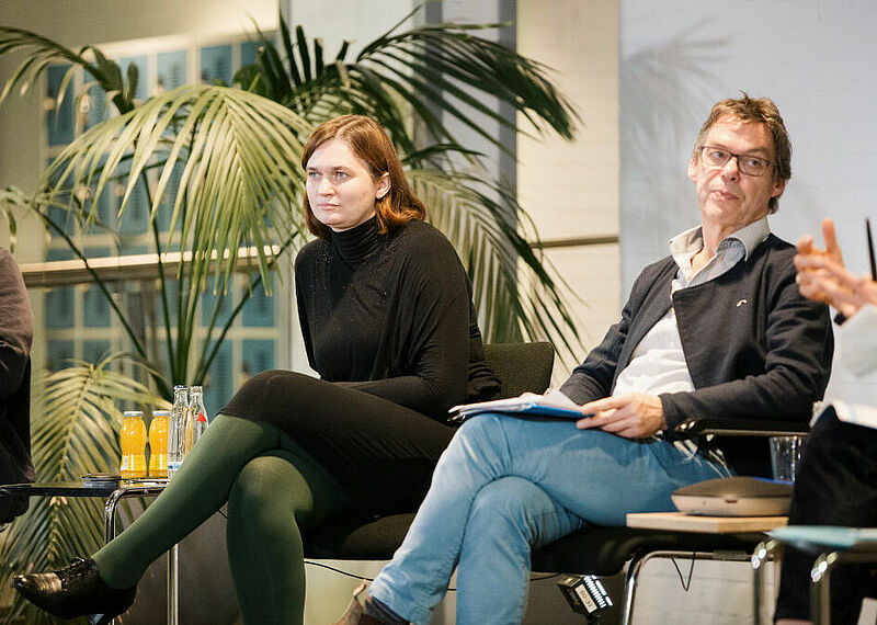 Jetzt online verfügbar: Foyer-Gespräch zwischen Heinrich-Böll-Stiftung ...